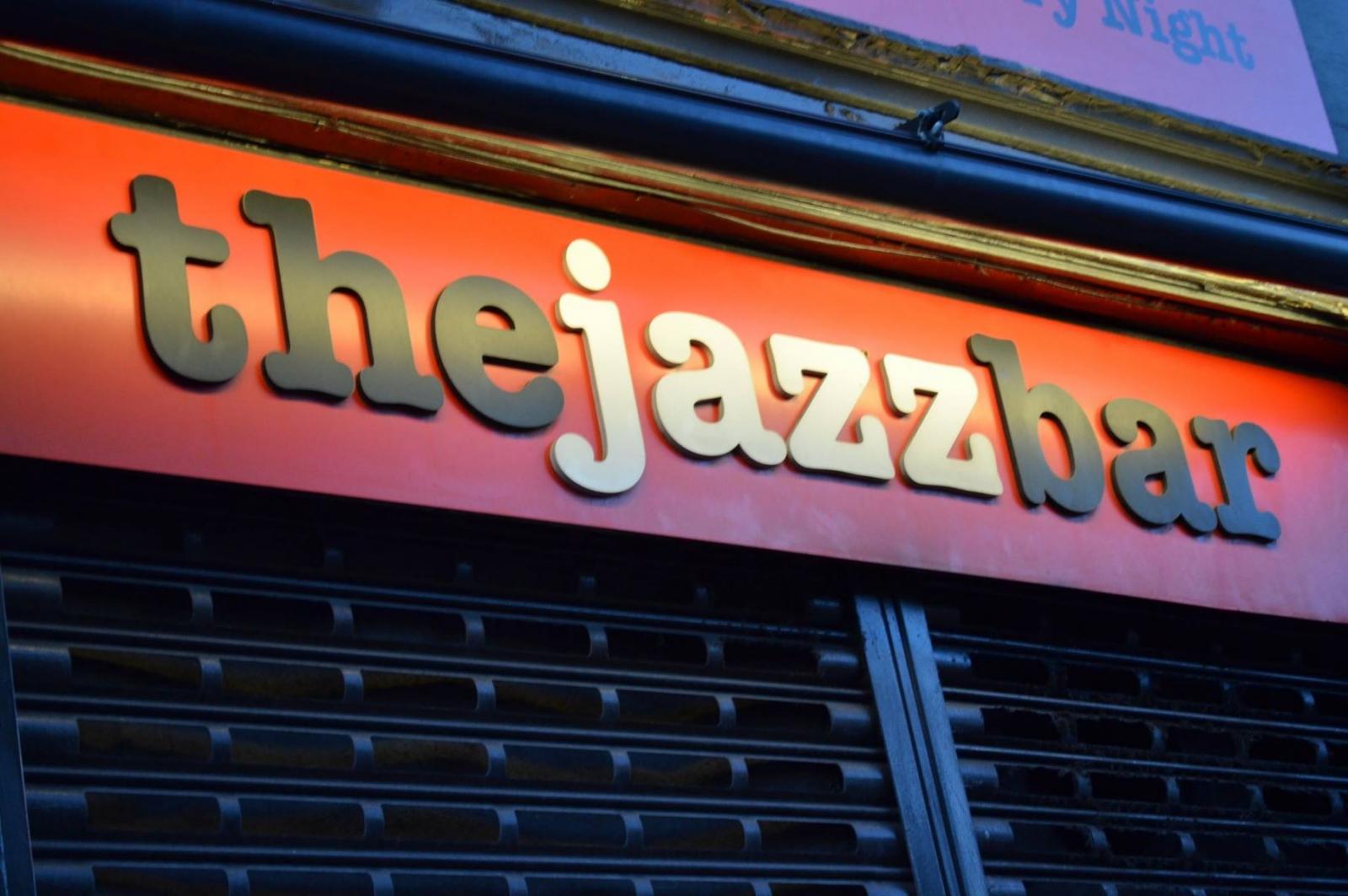 The Jazz Bar is een uitgaansgelegenheid in Edinburgh