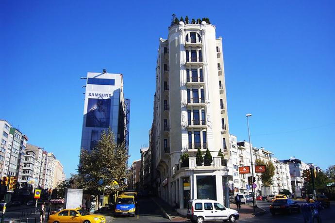 Nisantasi is een wijk in Istanbul.