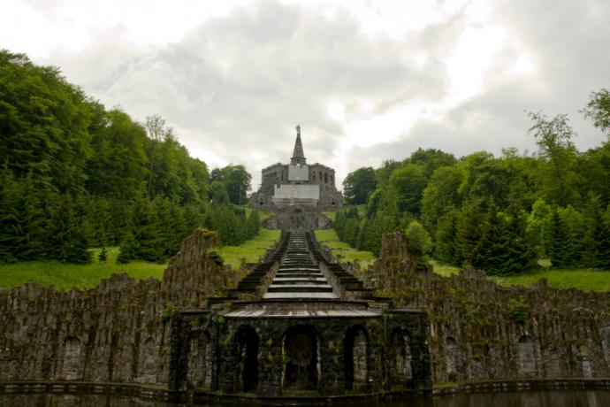 Hercules Monument is een bezienswaardigheid in Kassel